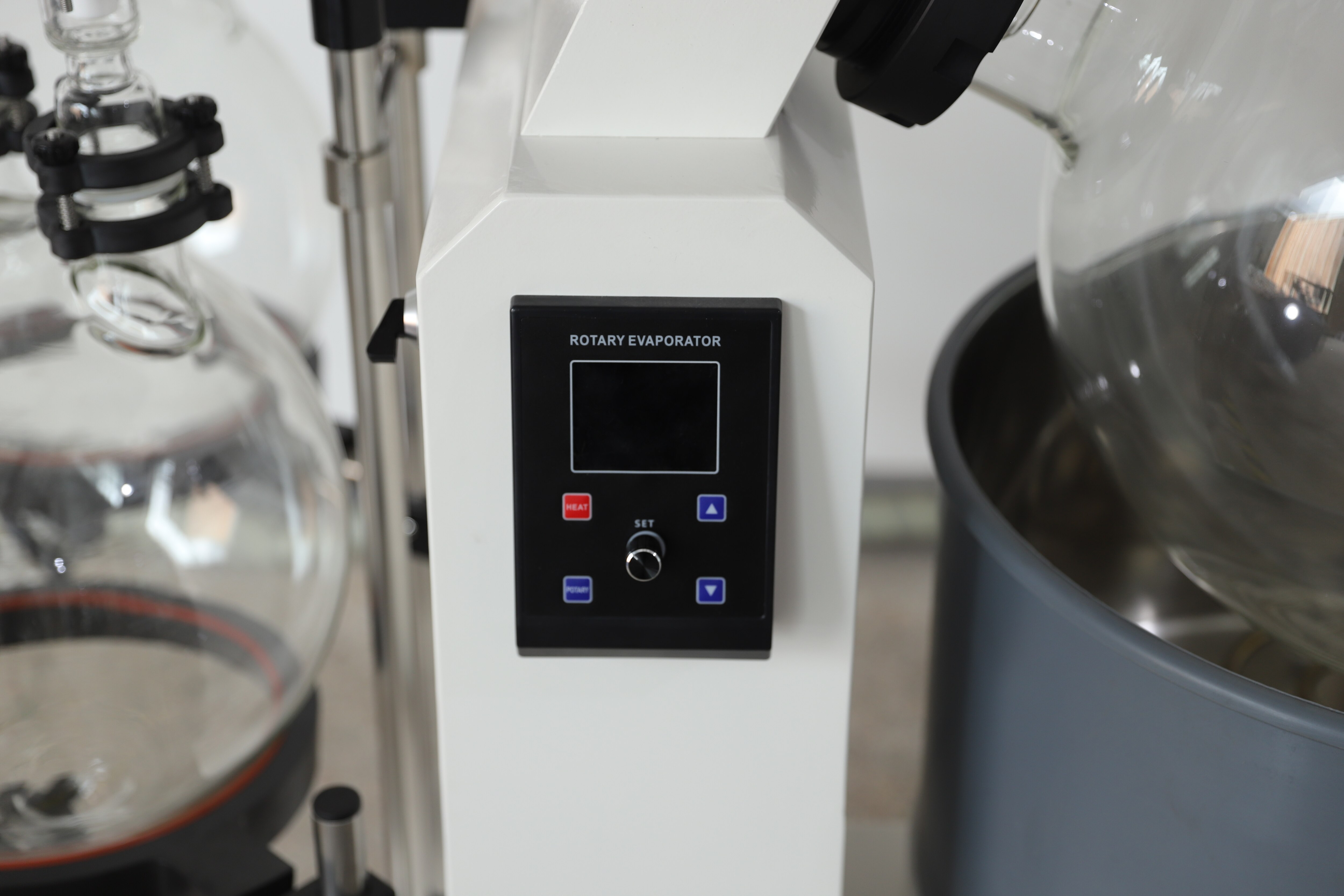 50 Dual Condensers Rotary Evaporator with Chiller & Vacuum Pump - Get ...